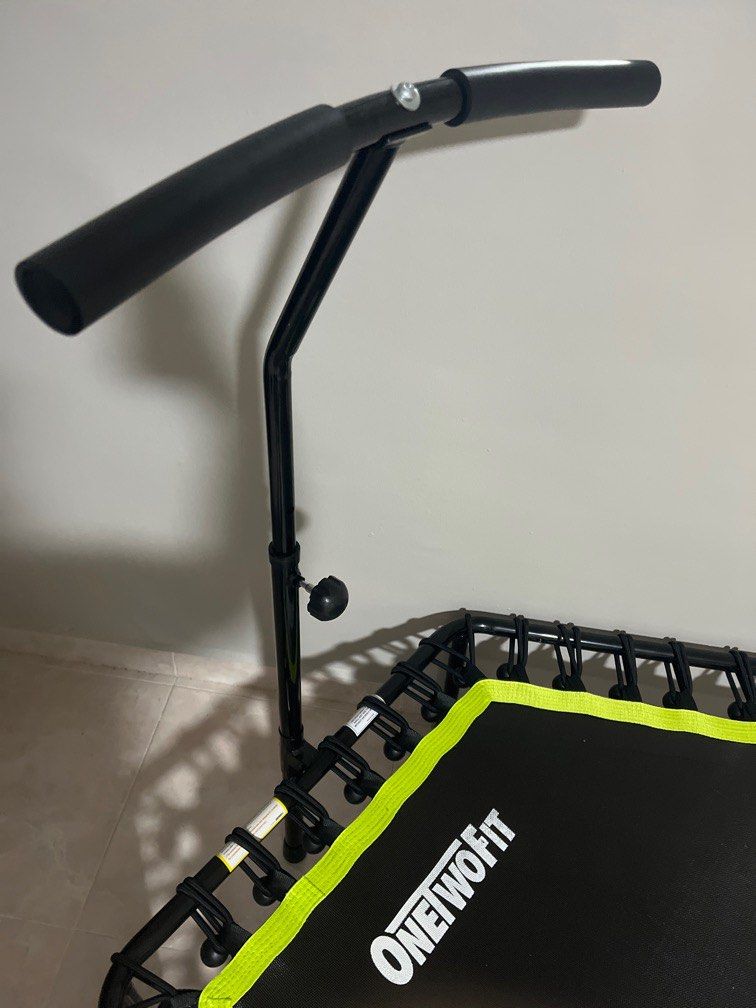 OneTwoFit Adult Trampoline, Sports Equipment, Exercise & Fitness ...
