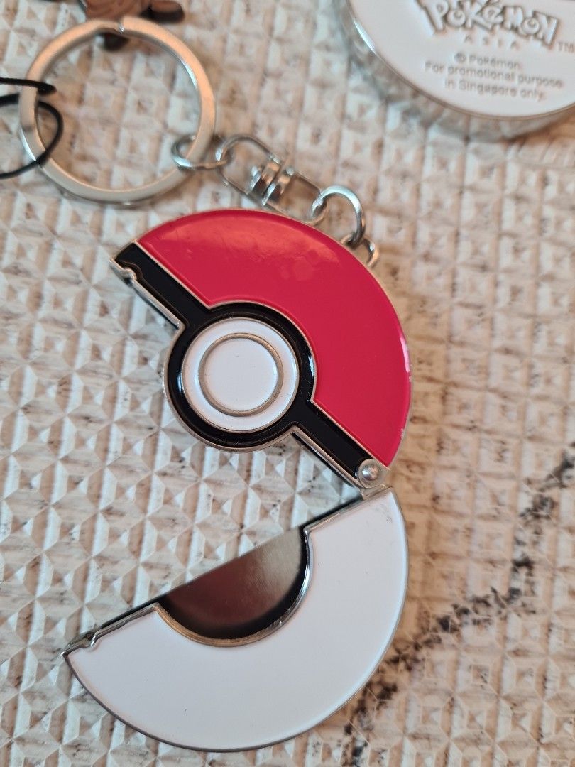Pokemon keychain, Hobbies & Toys, Toys & Games on Carousell