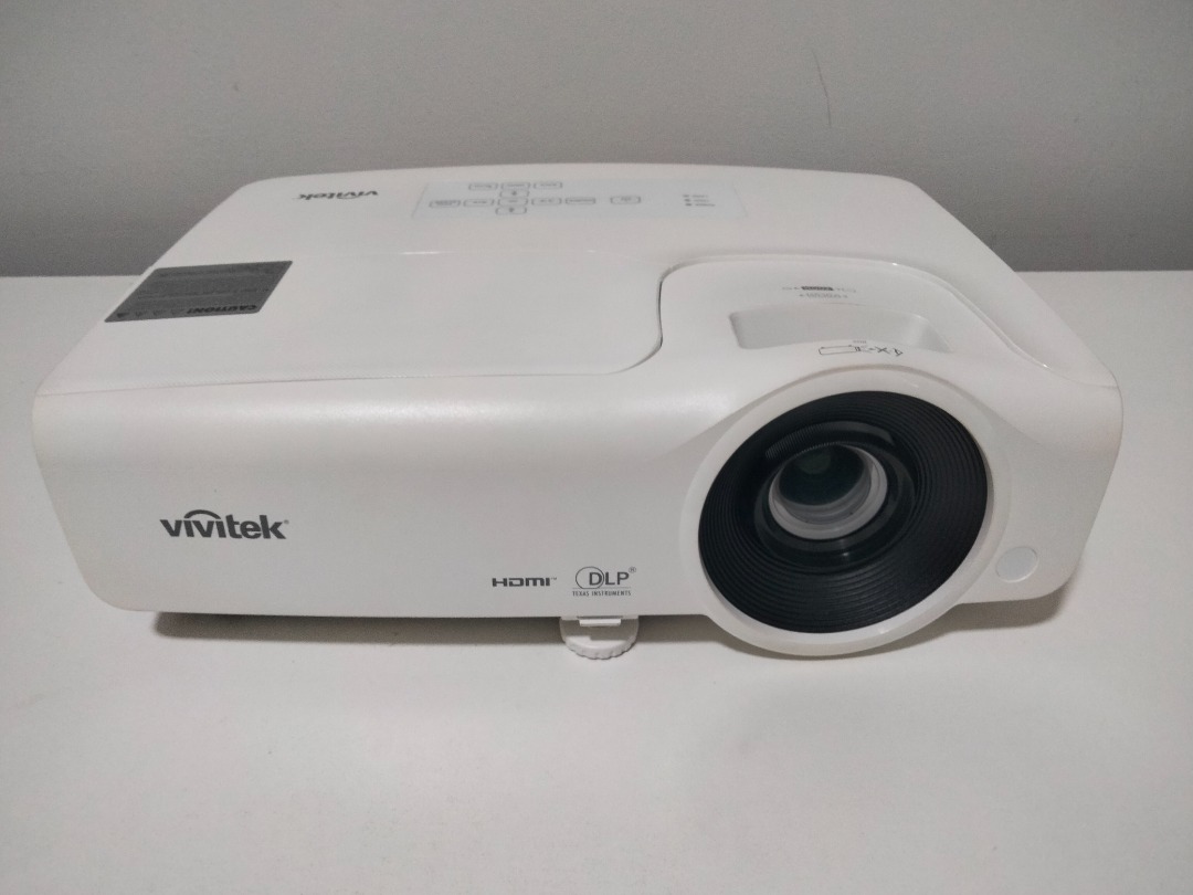 Projector (Vivitek), TV & Home Appliances, TV & Entertainment ...