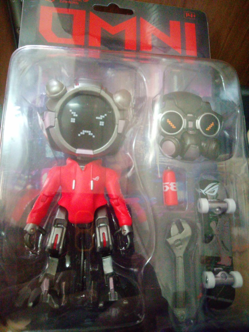ROG Omni PVC Action Figure 模型 (包SF順豐智能櫃), 興趣及遊戲, 玩具 & 遊戲類 - Carousell