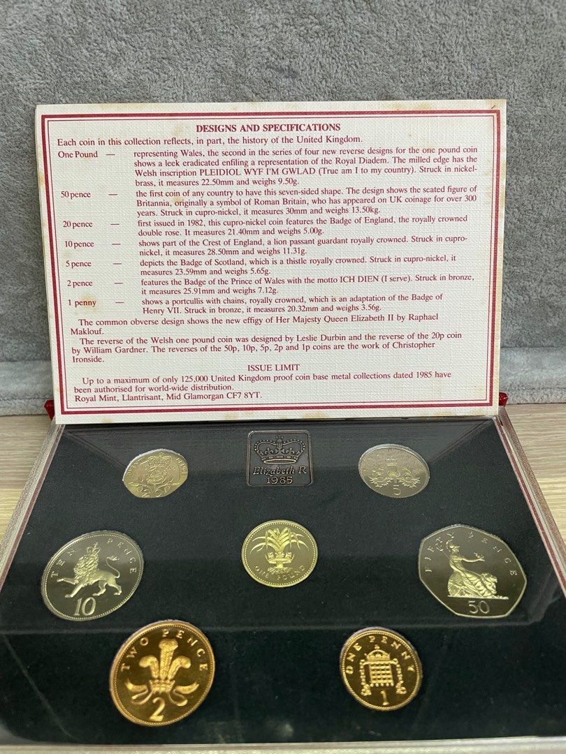 Royal Mint Elizabeth R 1985 UK Proof Coin Set, Hobbies & Toys ...