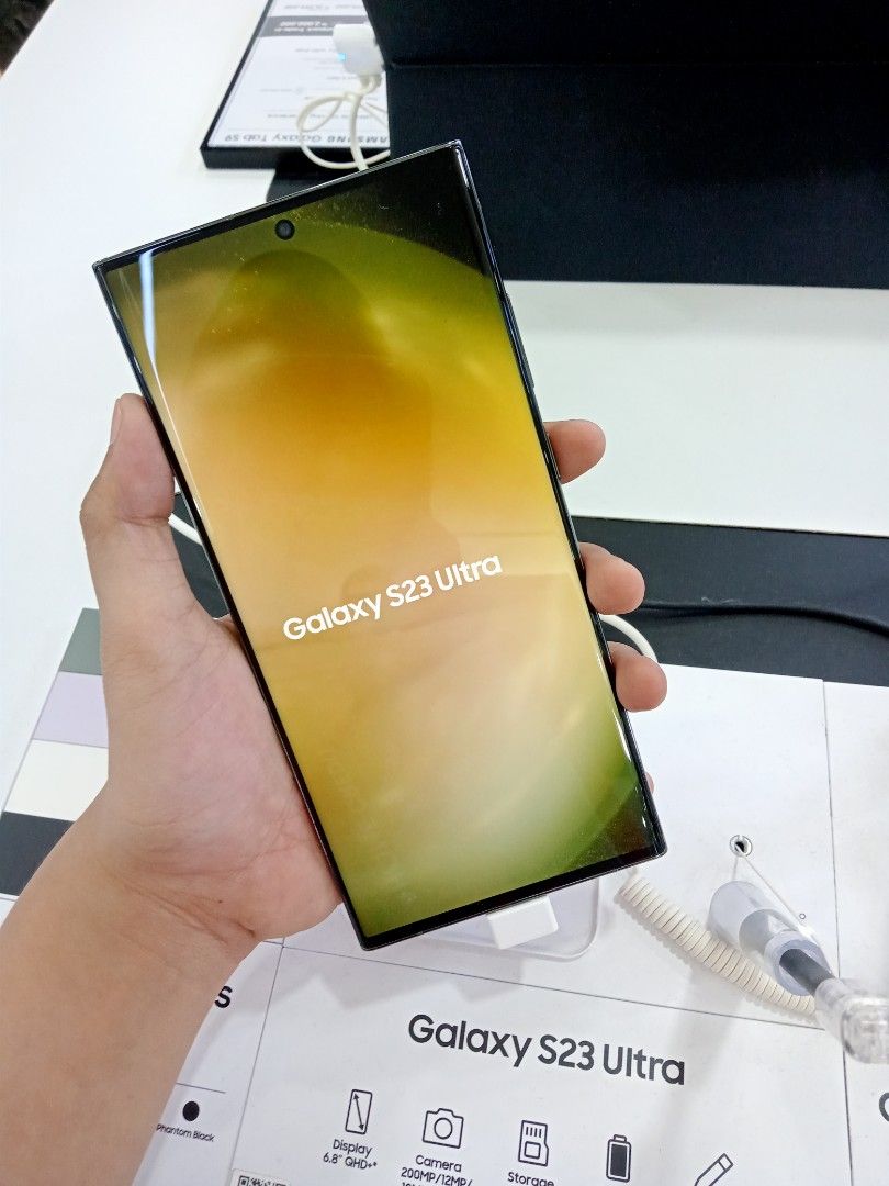 Samsung galaxy S23 ultra, Telepon Seluler & Tablet, Ponsel Android ...