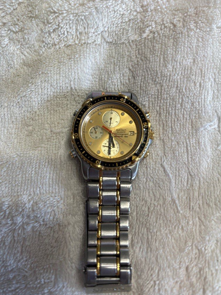 Seiko Quartz Chronograph Men Watch, Men's Fashion, Watches & Accessories, Watches on Carousell
