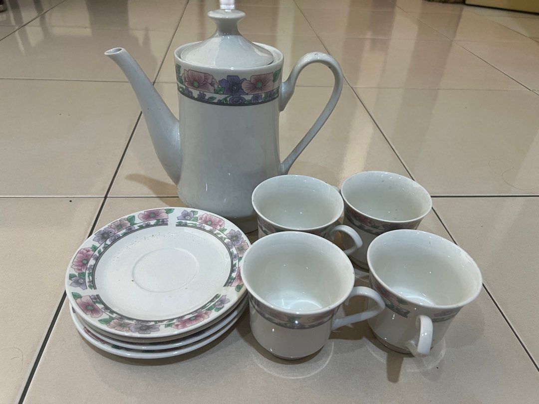 Set Teko dan Pinggan Mangkuk, Furniture & Home Living, Kitchenware ...