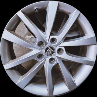 Original 19" Skoda Octavia MK4 RS rims with s005 tyres, Car Accessories ...