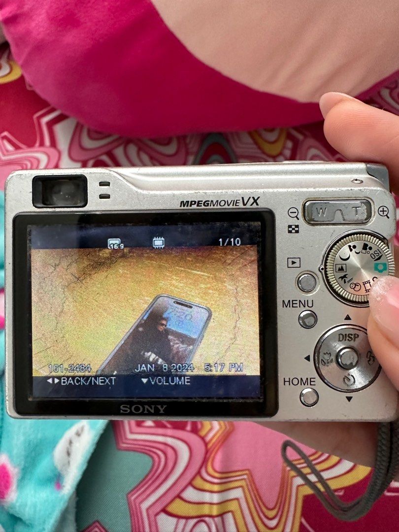 Sony Cybershot DSC - W80, Photography, Cameras on Carousell