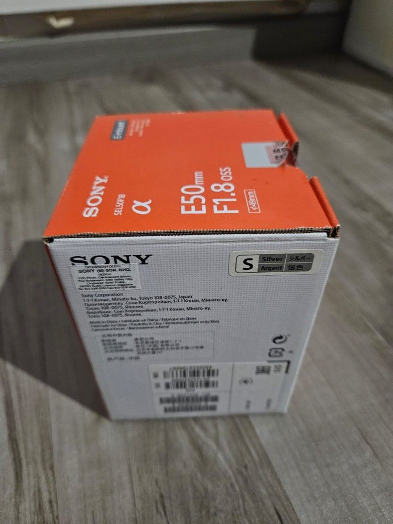 Sony E 50mm F1.8 OSS (SEL50F18), Photography, Lens & Kits on Carousell