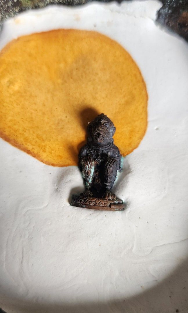 Thai Amulet lp lair Hanuman Old Bucha, Hobbies & Toys, Memorabilia ...