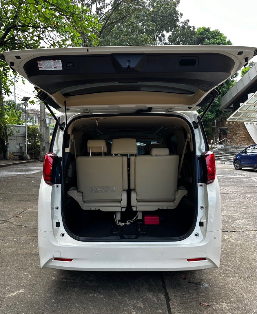 Toyota Alphard 3.5 G (A), Cars for Sale, Used Cars on Carousell