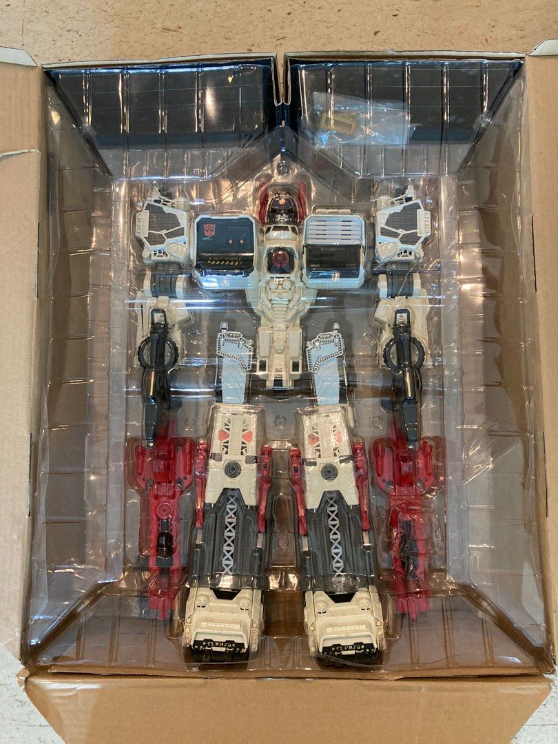 Transformer Metroplex San Diego 2014, Hobbies & Toys, Toys & Games on ...