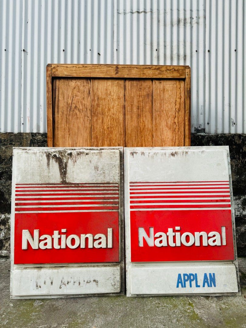 Vintage 1970s Road sign National TV signage, Hobbies & Toys ...