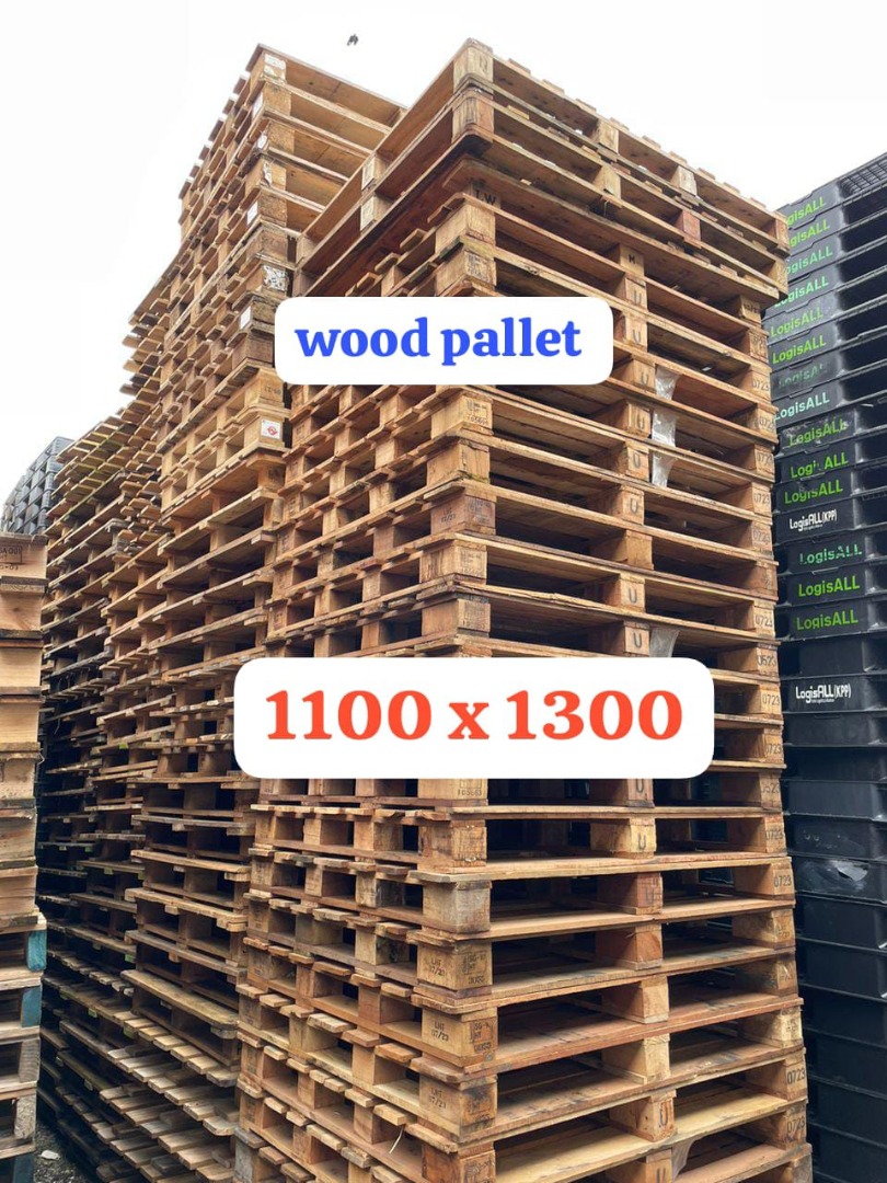 wood pallet 1100 x 1300, Furniture & Home Living, Outdoor Furniture on ...