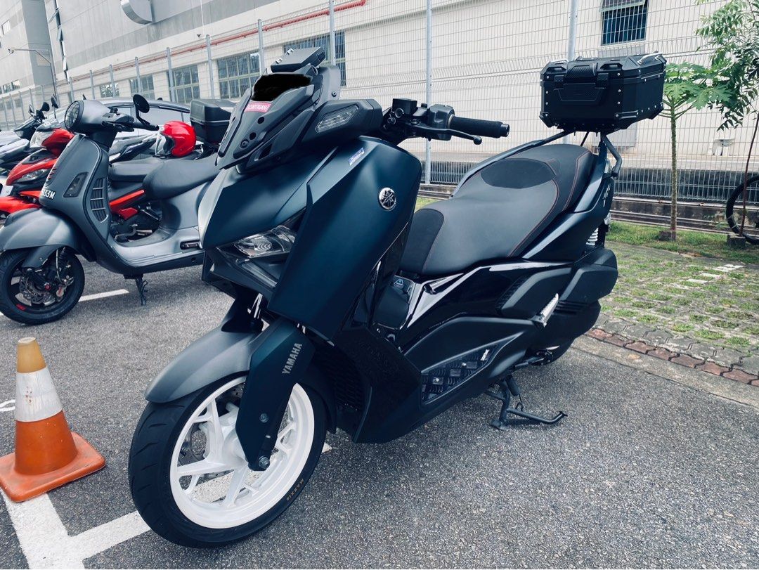 Yamaha Xmax V2, Motorcycles, Motorcycles for Sale, Class 2A on Carousell