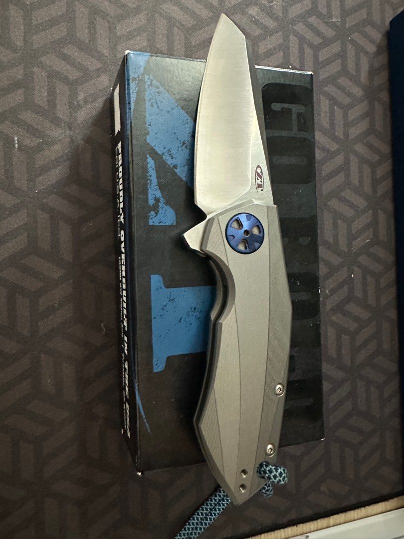 Zero Tolerance (ZT) 0456 20cv folding knife, Everything Else on Carousell