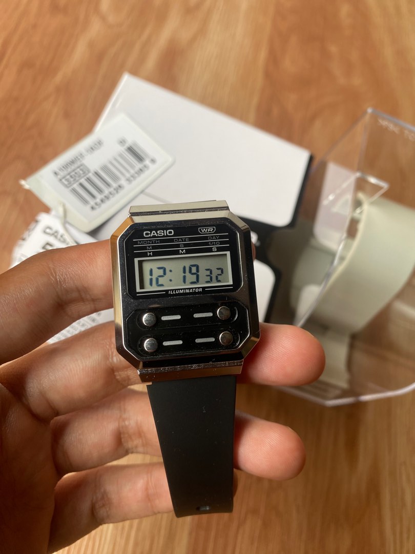 Casio A100WE, Women's Fashion, Watches & Accessories, Watches on Carousell