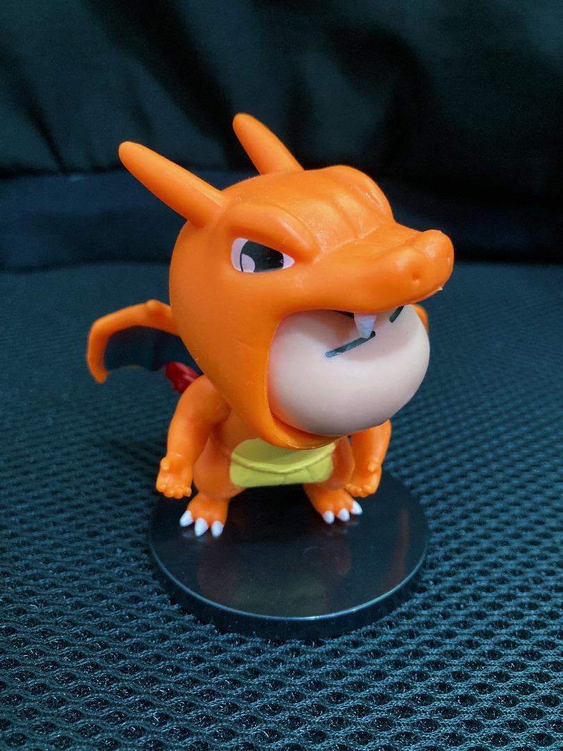 Pokemon CHARIZARD CRAYON SHINCHAN, Hobbies & Toys, Toys & Games on ...