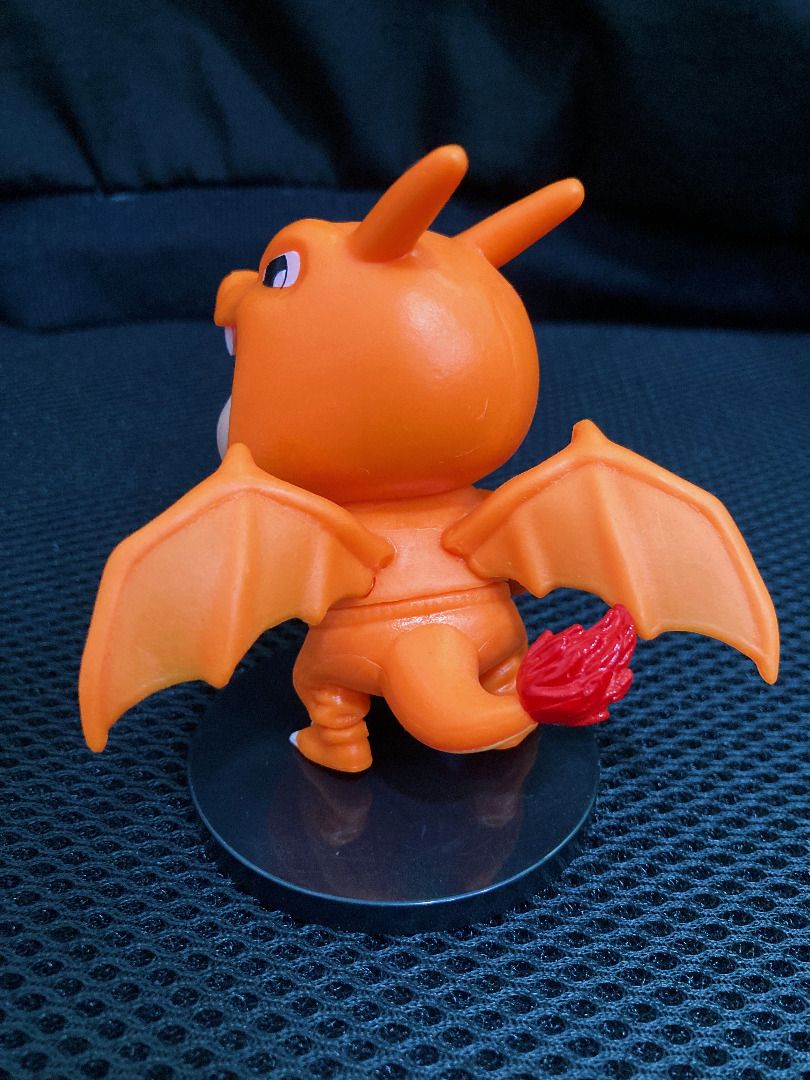 Pokemon CHARIZARD CRAYON SHINCHAN, Hobbies & Toys, Toys & Games on ...