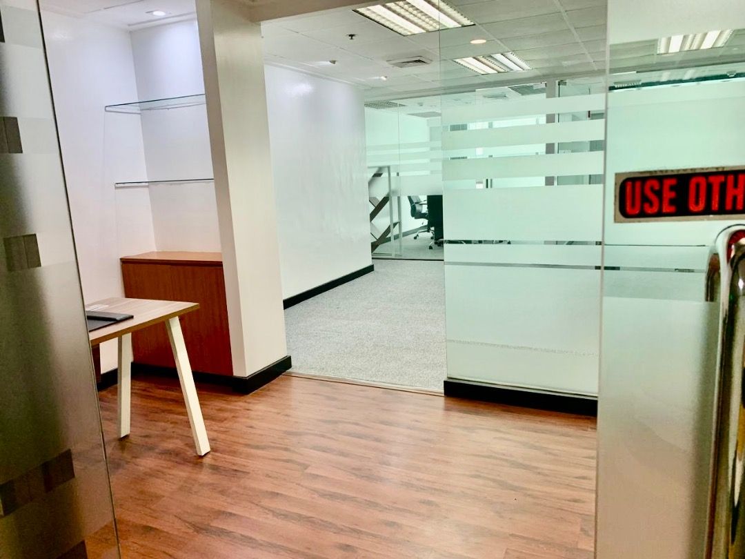 Fully Fitted 89 sqm. Office Space for Sale with Parking Slot at Taipan ...