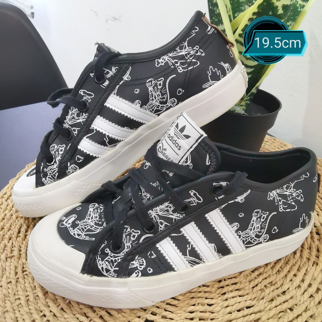 Kasut Budak Adidas X Disney, Babies & Kids, Babies & Kids Fashion on ...