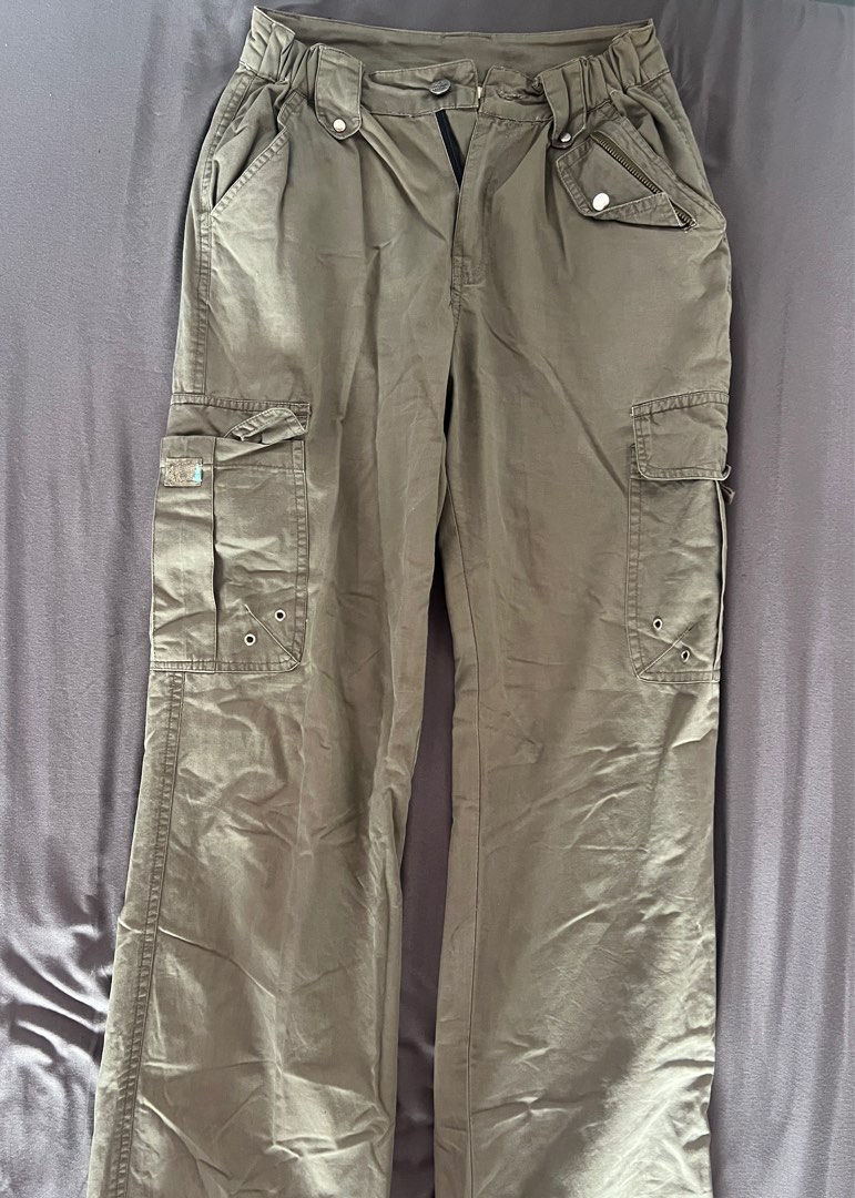 Light Green Cargo Pants, Women's Fashion, Bottoms, Other Bottoms on ...