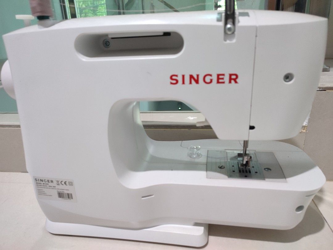 Mesin Jahit SINGER M1255 LIMITED EDITION. Kondisi 98% Baru Hanya ...