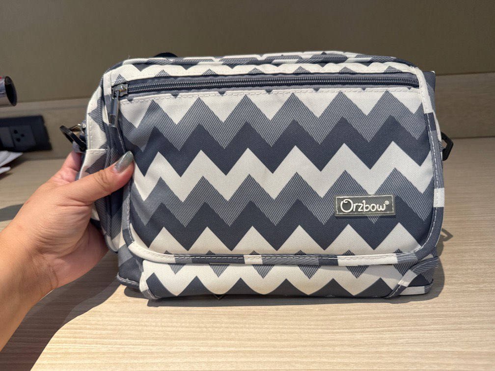 Orzbow Portable Baby Changing Mat, Babies & Kids, Bathing & Changing ...