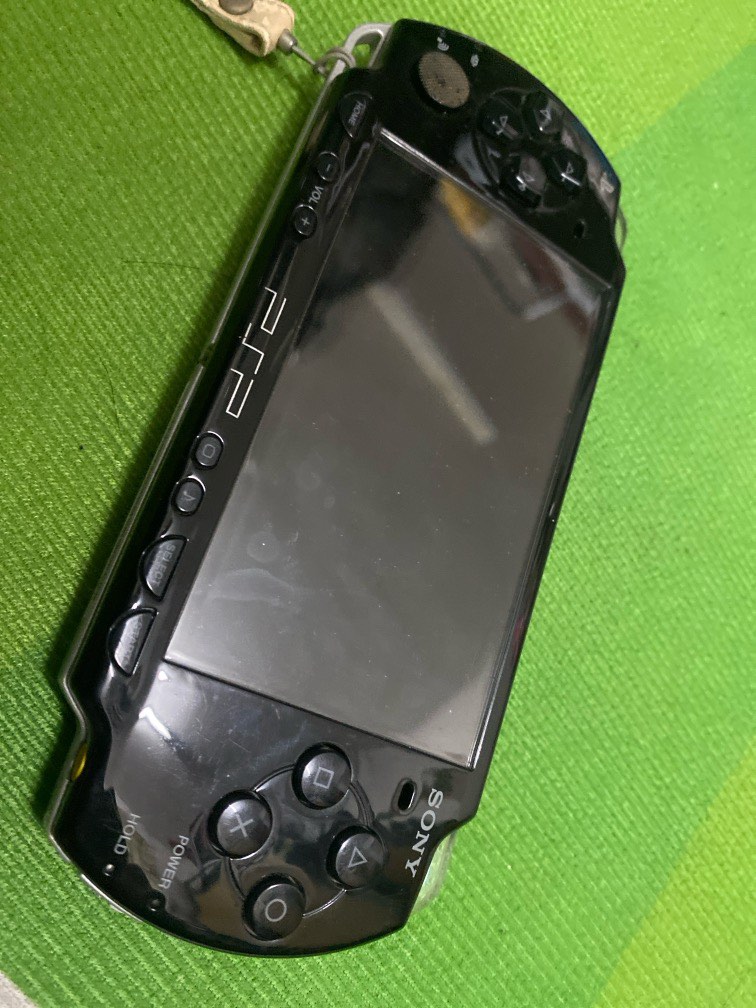 PSP v2000, Video Gaming, Video Game Consoles, PlayStation on Carousell