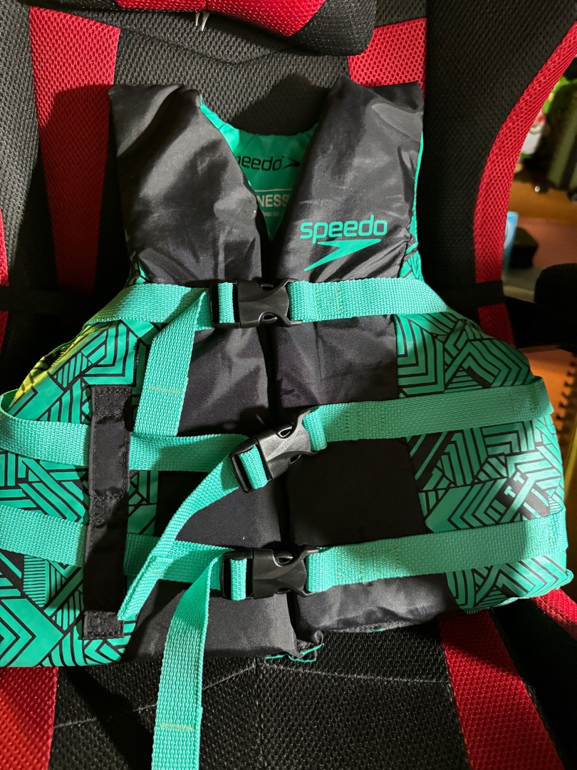 Speedo Kiddie floater YOUTH size, Men's Fashion, Tops & Sets, Swim Top ...