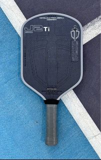 Honolulu Sword & Shield J2TI, J2K Pickleball Paddle, Sports Equipment ...