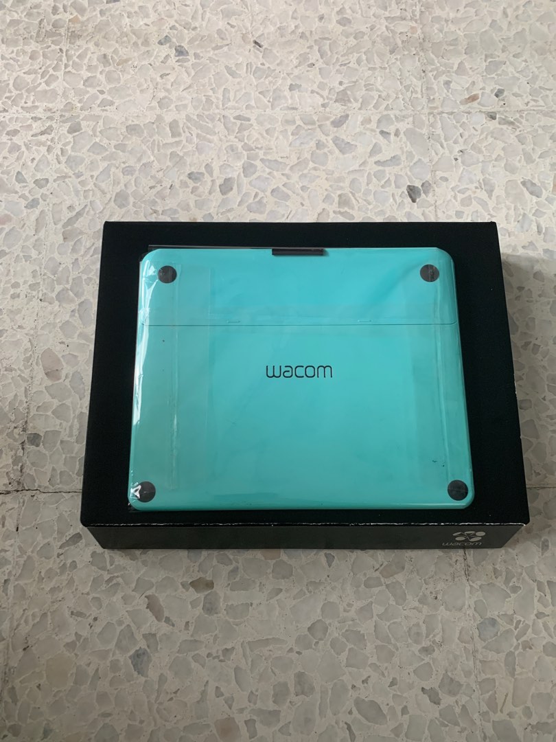 Wacom Tab Intuos Fun Small Blue ( For Illustration), Computers & Tech ...