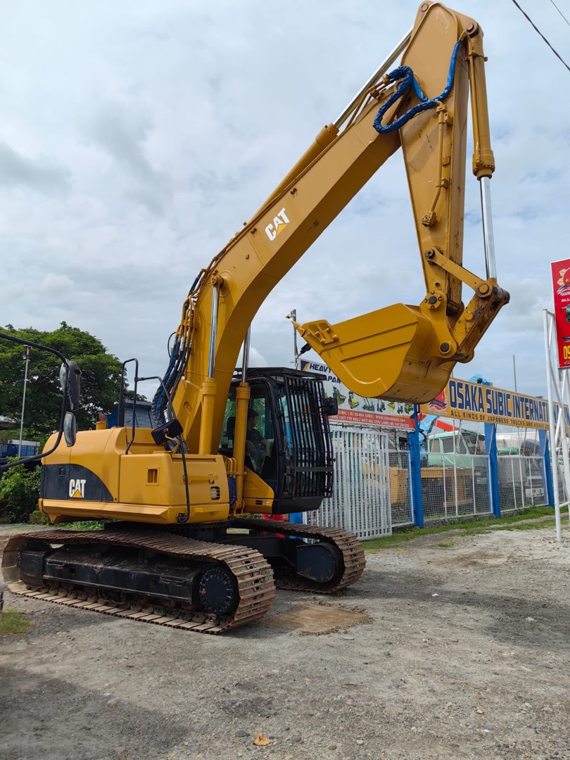 Backhoe excavator cat 320c original japan, Special Vehicles, Heavy ...