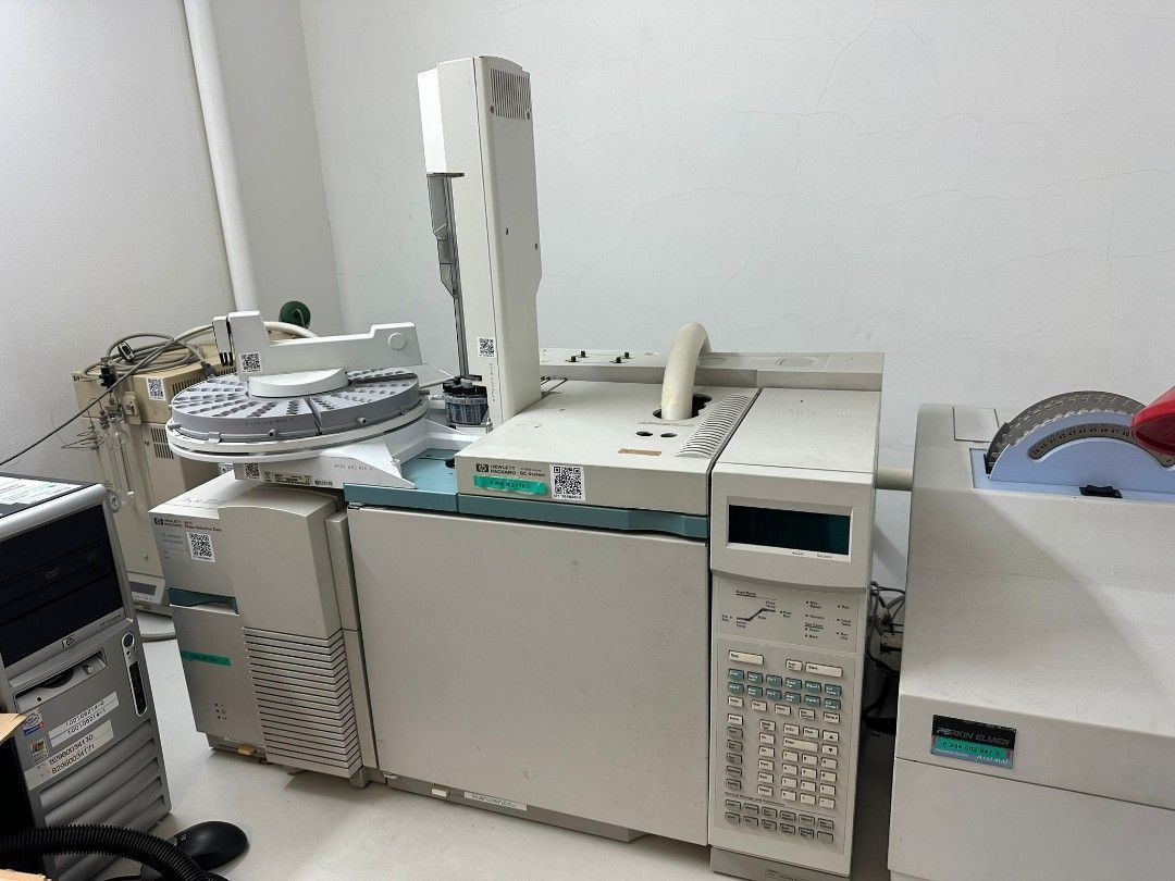 Hewlett Packard HP 6890 Series Gas Chromatography GC System for sale ...