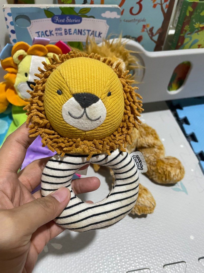 Jellycat Lion BUNDLE, Hobbies & Toys, Toys & Games on Carousell