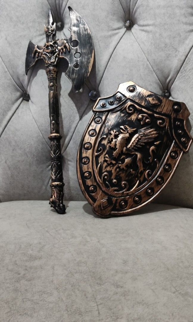 Kapak toy dan perisai combo, Babies & Kids, Infant Playtime on Carousell