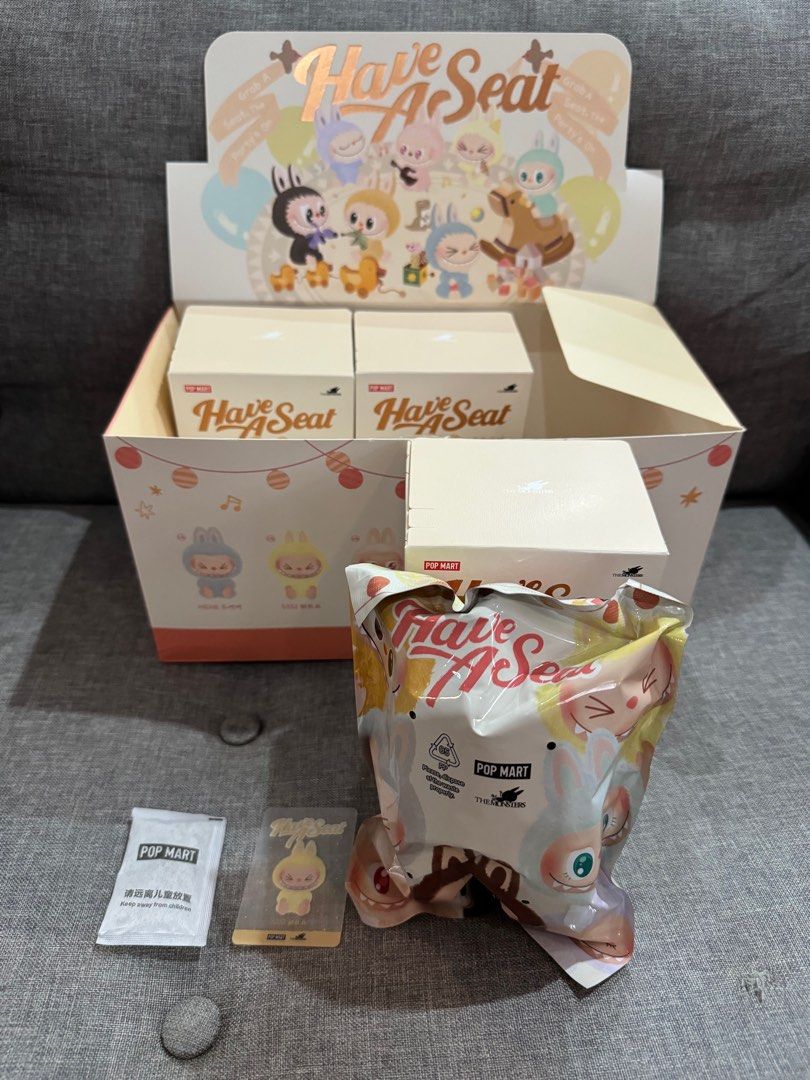 Labubu Have a seat - SISI - box opened at the bottom foil sealed ...