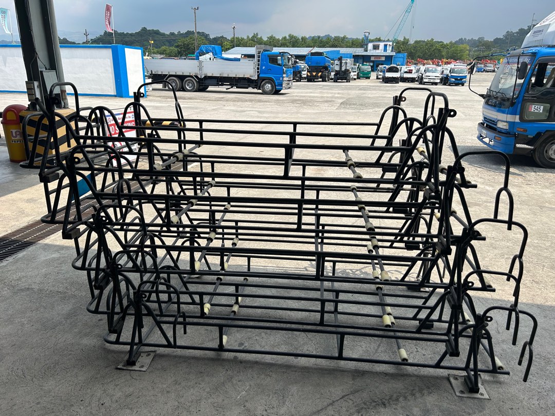 Ladder Rack for L300 H100 Travis FB Isuzu Hino, Commercial & Industrial ...