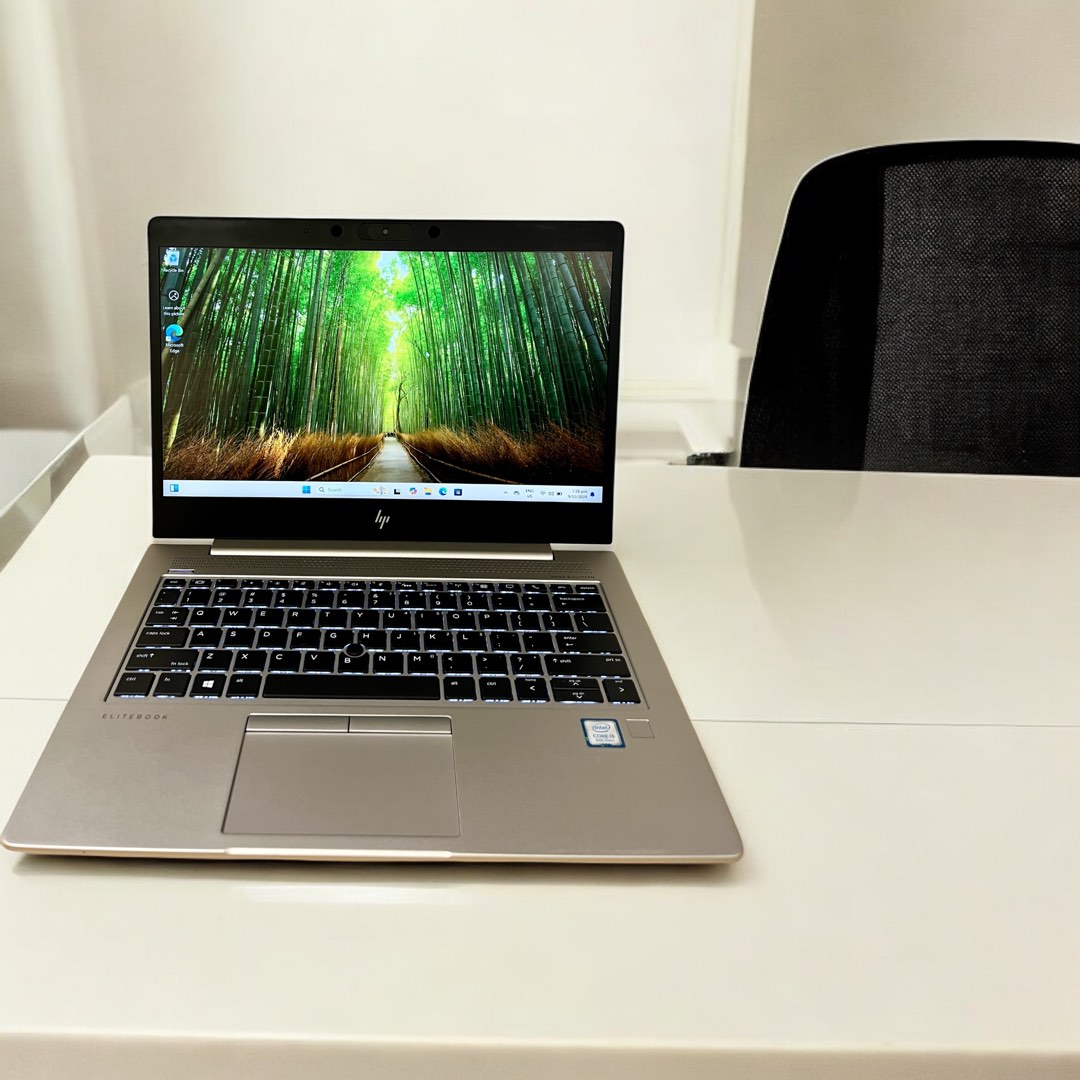 Like new Excellent condition HP slim portable Laptop i5-8th Gen /8GB ...