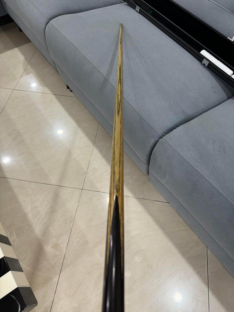 Omin hunter 1 snooker cue, Sports Equipment, Sports & Games, Billiards ...