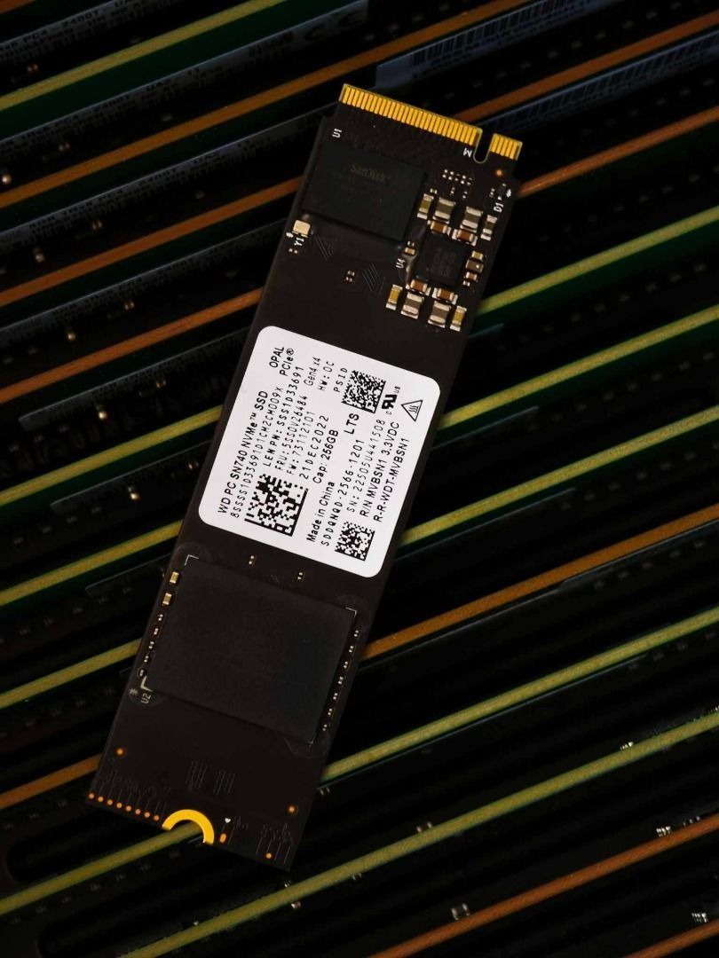 256GB SN740 GEN4 WD BLACK 112 LAYER BICS5 TLC NAND NVME SSD HEALTH 100% ...