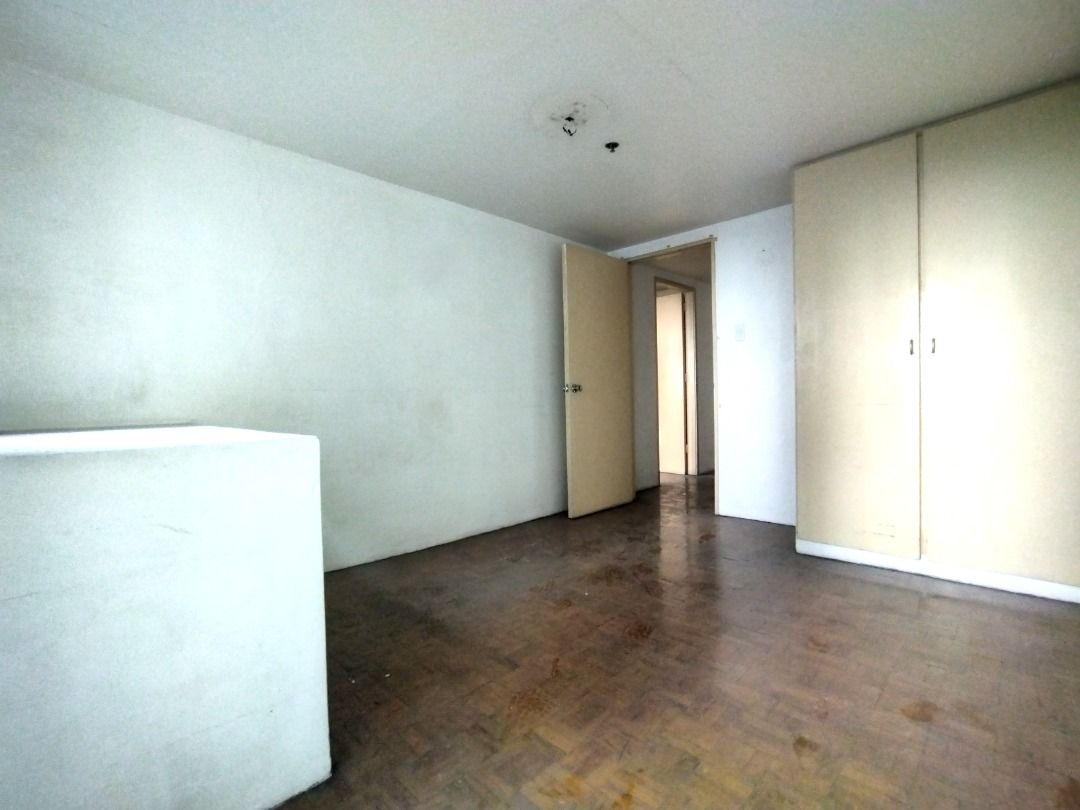 Cityland Wack Wack Royale Mansion 82 sqm 2BR corner unit w/ balcony ...