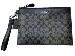 Coach clutch bag, Women's Fashion, Bags & Wallets, Clutches on Carousell