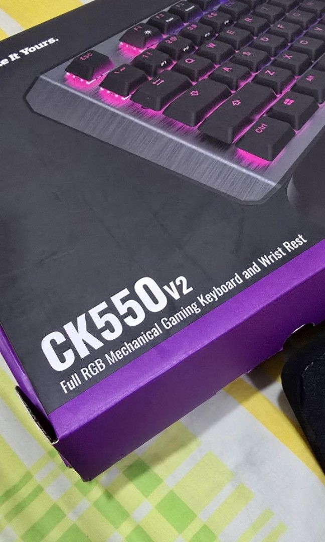 Cooler Master CK550 v2 RGB Mechanical Keyboard and Wrist Rest ...