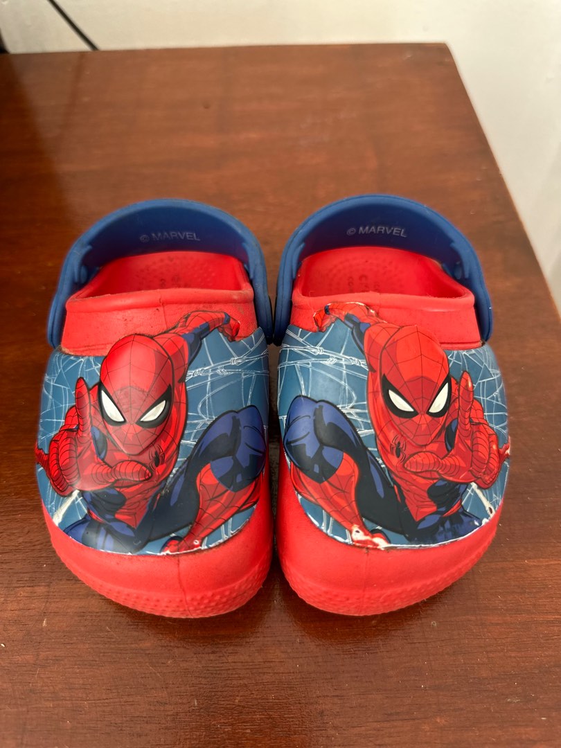 Crocs Spiderman Lights kids Clog C6 14cm, Babies & Kids, Babies & Kids ...