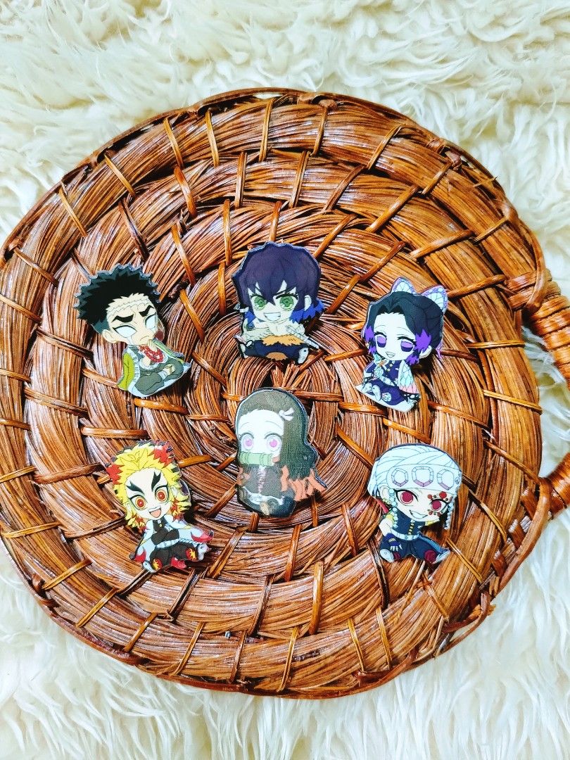 Demon Slayer Hashira Acrylic Pins, Hobbies & Toys, Memorabilia ...