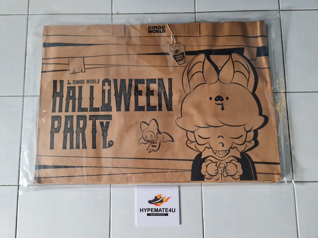 Dimoo Embrace The Sun Figure (Large Handbag), Women's Fashion, Bags ...