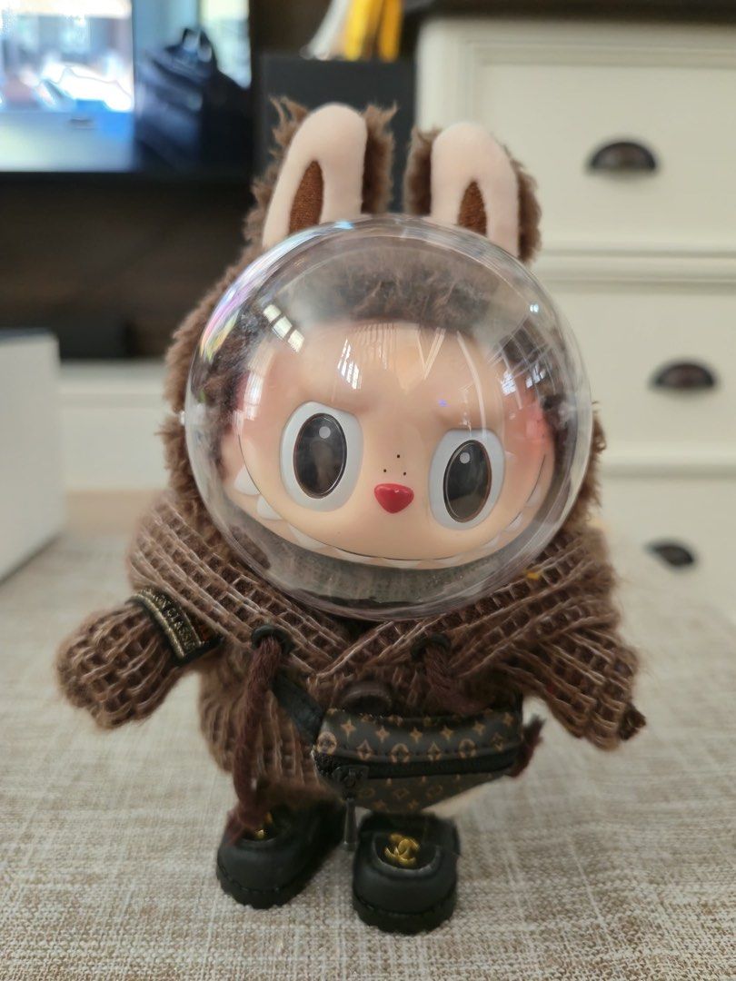 FACE SHIELD LABUBU / PELINDUNG LABUBU, Toys & Collectibles, Mainan di ...