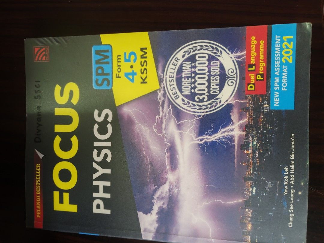 Focus Spm physics, Hobbies & Toys, Books & Magazines, Assessment Books ...