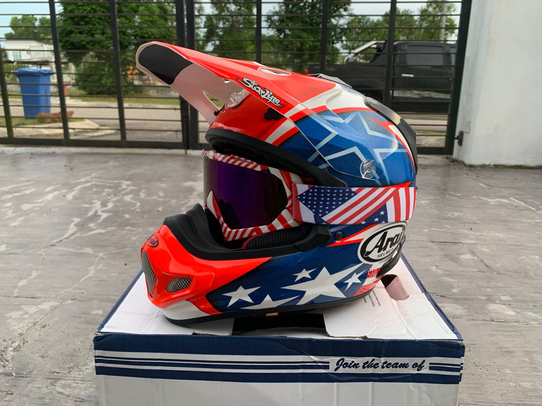 Helmet arai vx-4 nicky hayden, Auto Accessories on Carousell
