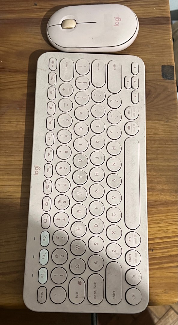 LOGITECH KEYBOARD AND MOUSE, Mobile Phones & Gadgets, Other Gadgets on ...