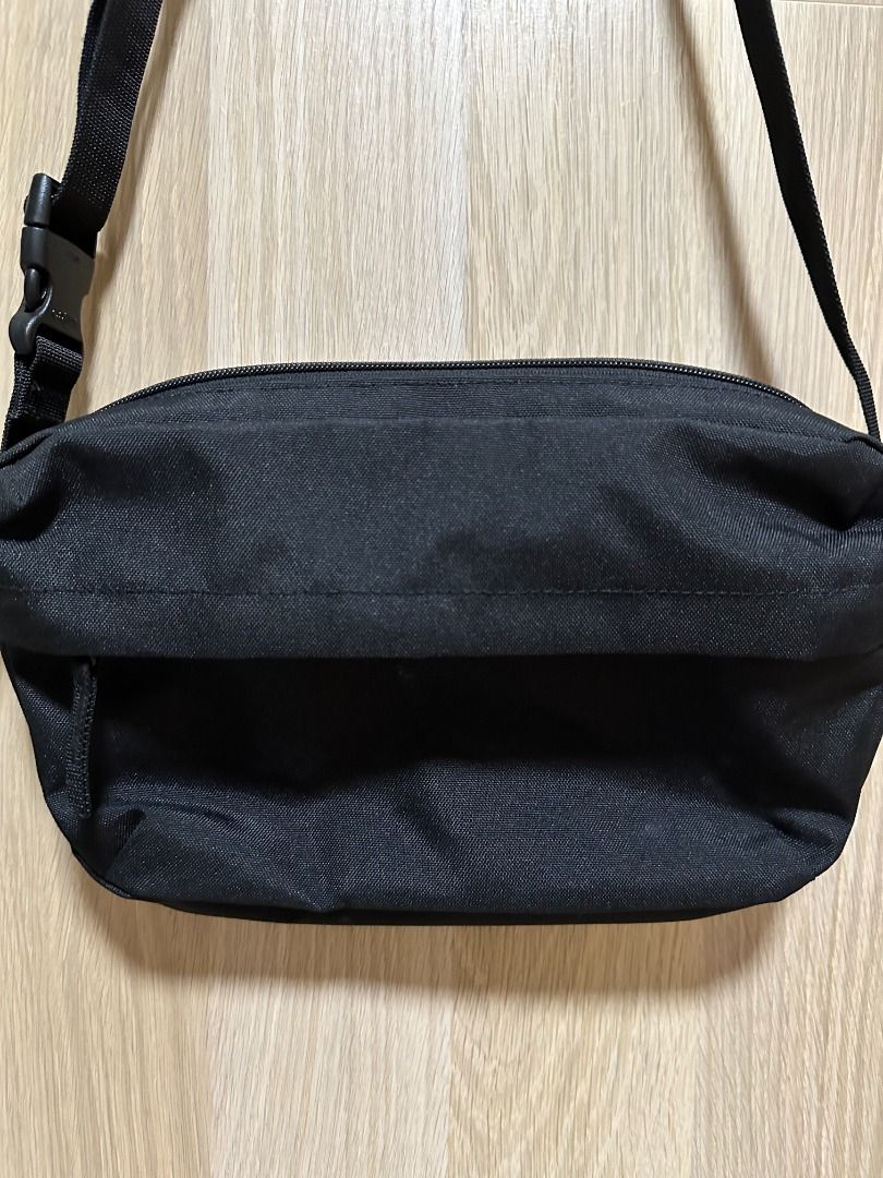 Muji 2-Way water repellent shoulder bag, Women's Fashion, Bags ...